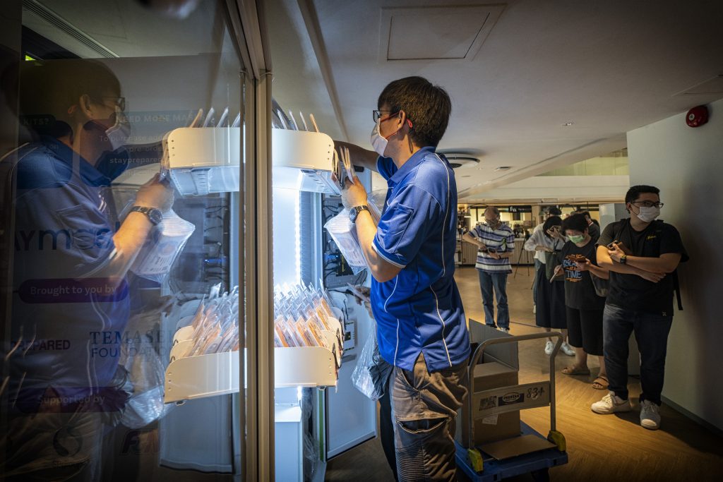 Mask Crusaders Line Up for Them — Even When They Don’t Have to | What ...